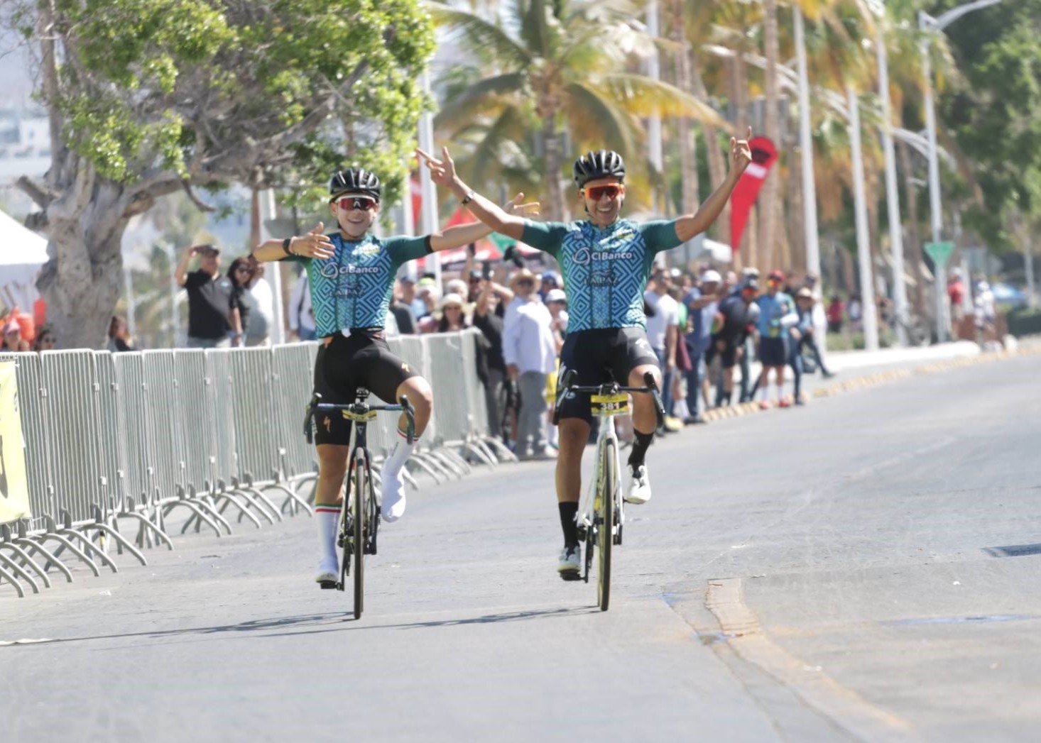 Ciclistas paceños conquistan L´Etape La Paz by Tour de France ...